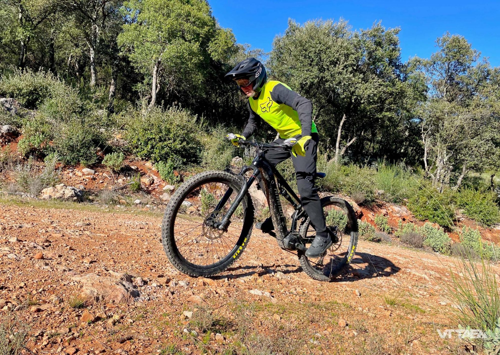 M230 system review in French website - Ananda